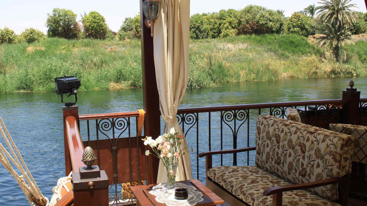 Croisière de luxe sur le Nil en petit bateau 5*